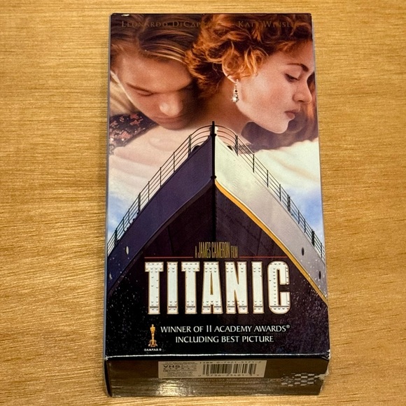 Paramount | Media | Titanic Vhs 998 Thx Mastered Box Set Of 2 | Poshmark